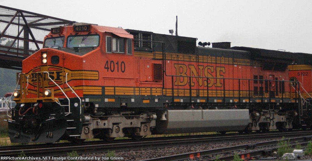 BNSF 4010